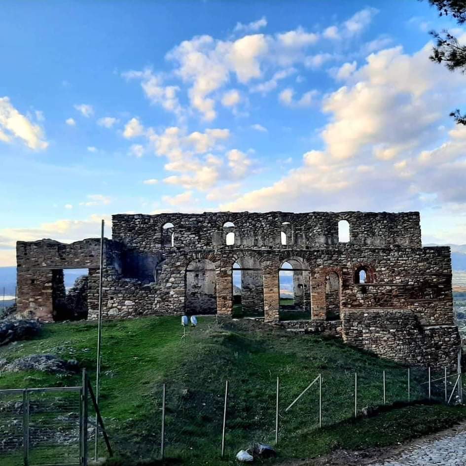 Kouzounews.GR | Βόλτα στην Καστροπολιτεία των Σερβίων (Φωτογραφίες)