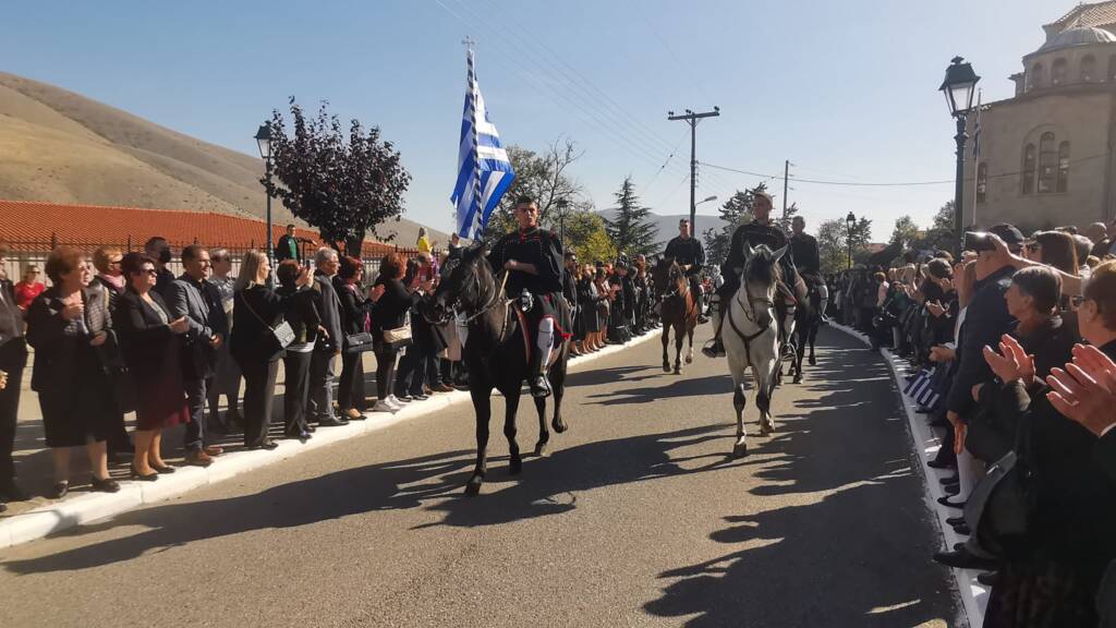 Kouzounews.GR | 110α ελευθέρια της Σιάτιστας: φωτογραφίες και βίντεο ...